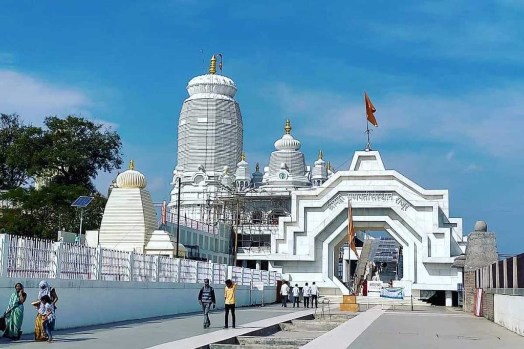 Shri Ganesha Temple, Rajur – Marathwada Tourism Development Chamber (MTDC)